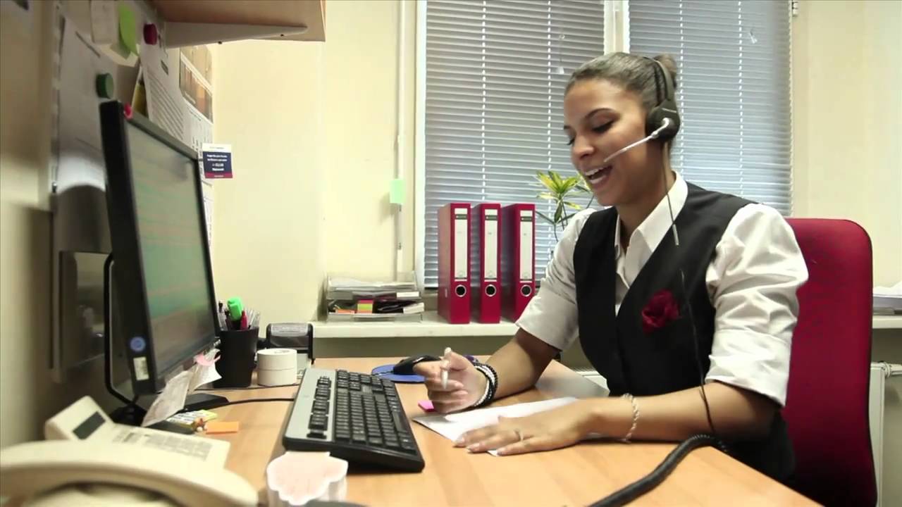 Hotelfachfrau/-mann - Ausbildungsfilm - Berlin - YouTube