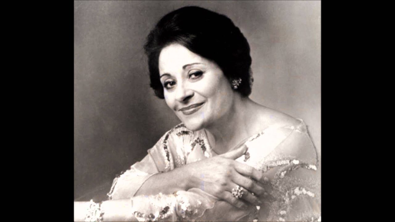 Victoria de los Angeles. Mariagneta. Traditional Catalan Songs. - YouTube