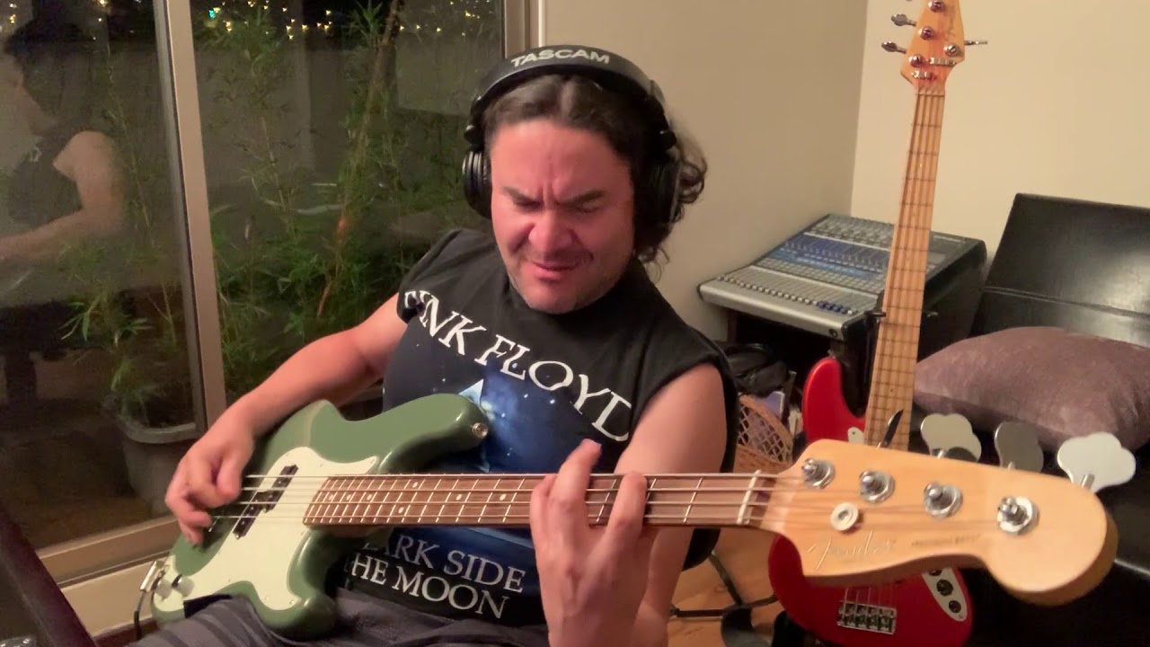 Pink Floyd - Money Bass Cover - YouTube