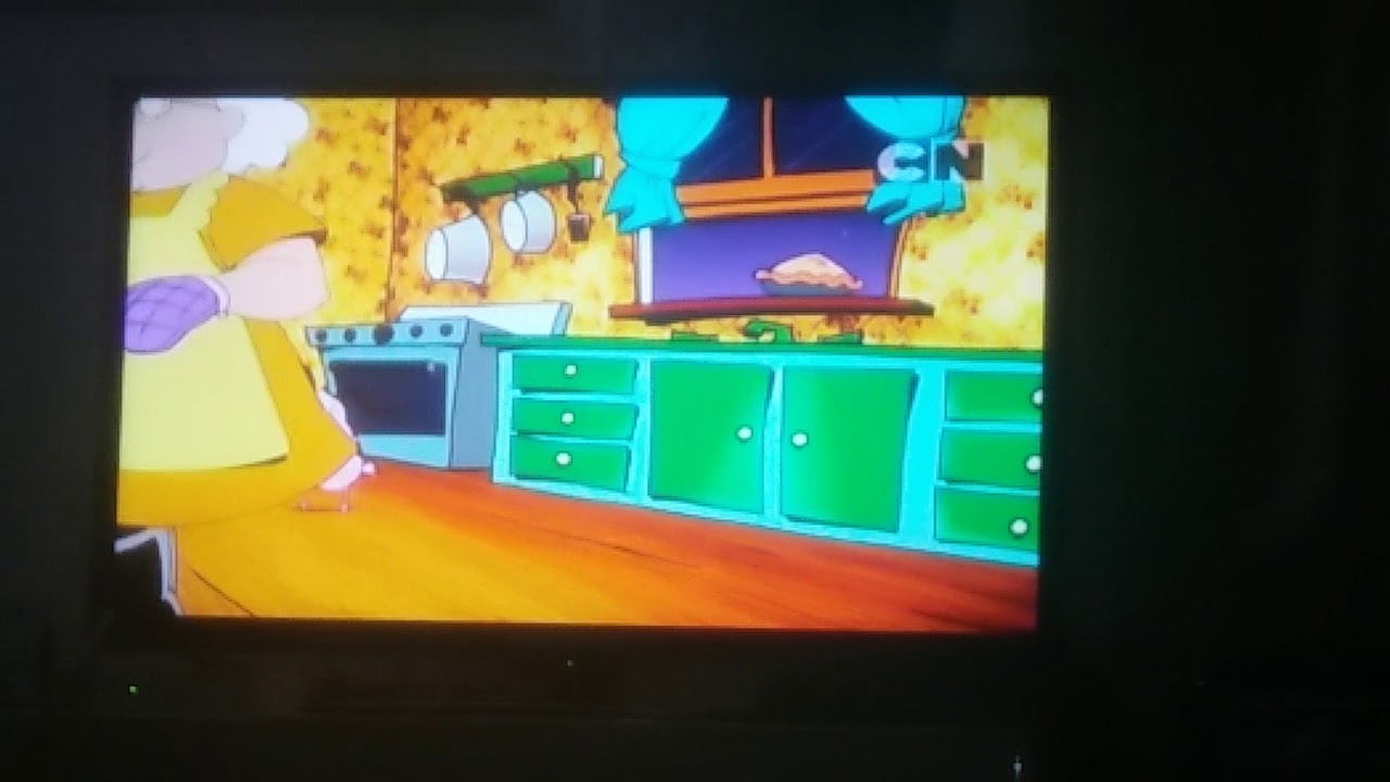 Courage the Cowardly dog)The Big Foot - YouTube