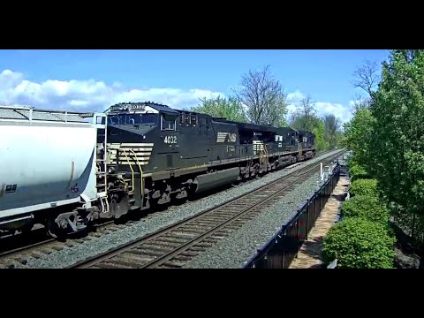 NS 12Z W/ D9-40CW 9790 + ES40DC 7540 & AC44C6M 4032 Greencastle PA Railcam Slideshow 4/18/21 ...