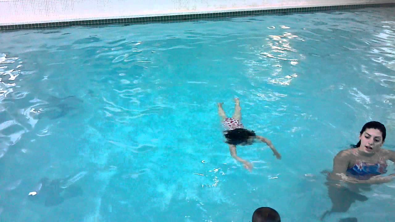 Caroline swim 7 - YouTube
