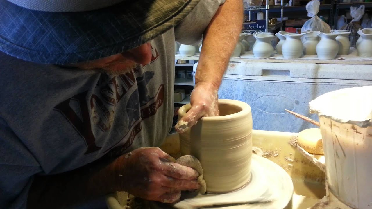 How to throw a diffuser on the wheel - YouTube