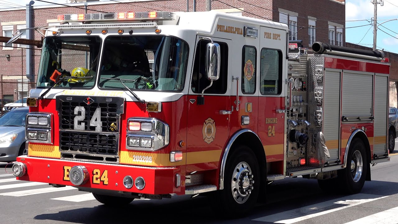 Philadelphia Fire Department Engine 24 Responding - YouTube