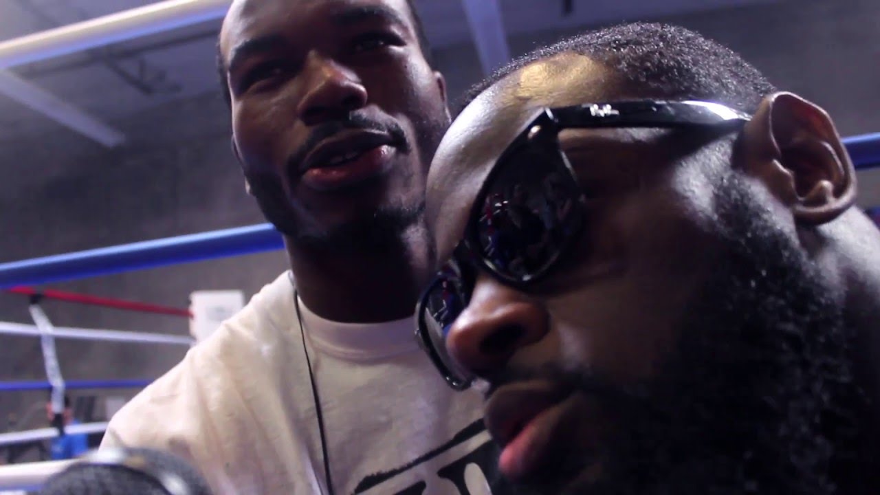 Aaron Coley talks about sparring Amir Khan in camp - YouTube