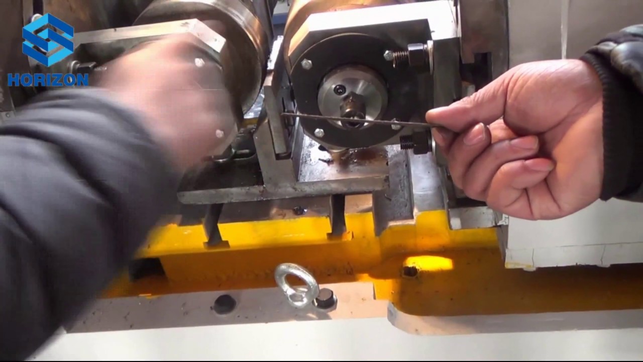 Operation Video of Hydraulic Thread Rolling Machine - YouTube