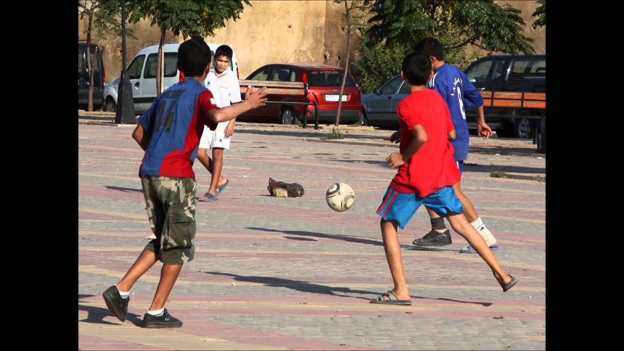 street football meknes morocco place lalla aouda - YouTube