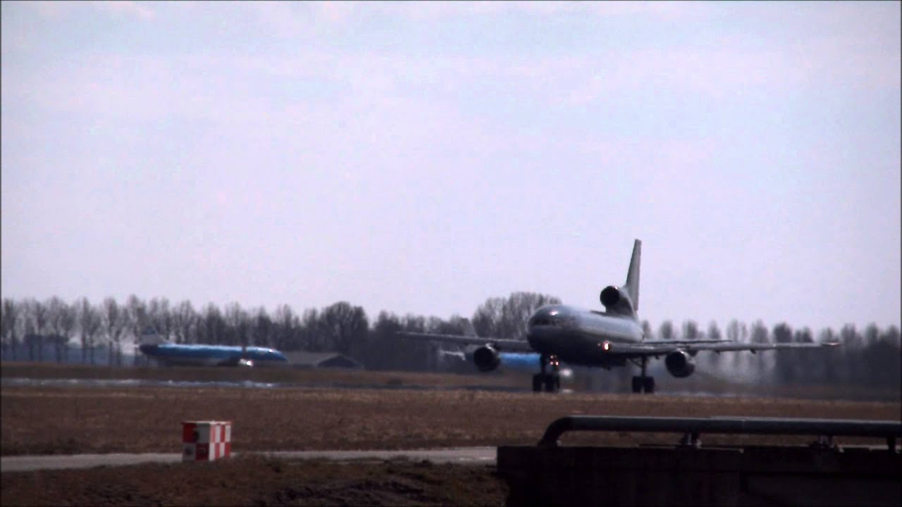 RAF lockheed L-1011 tristar take off schiphol - YouTube
