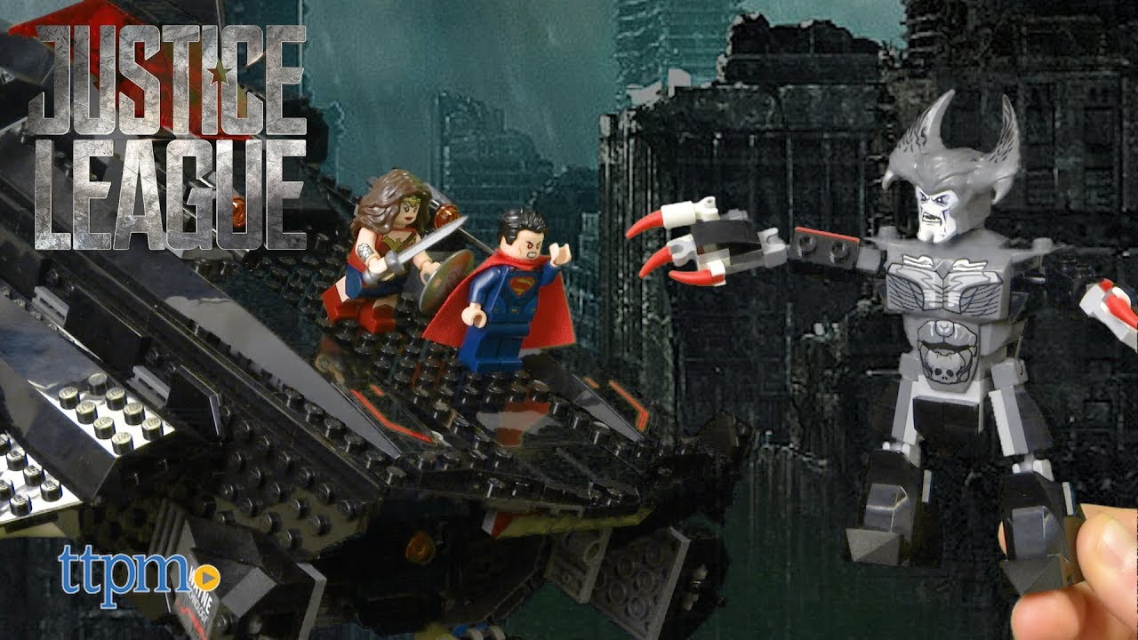 DC Comics Super Heroes Flying Fox: Batmobile Airlift Attack from LEGO ...