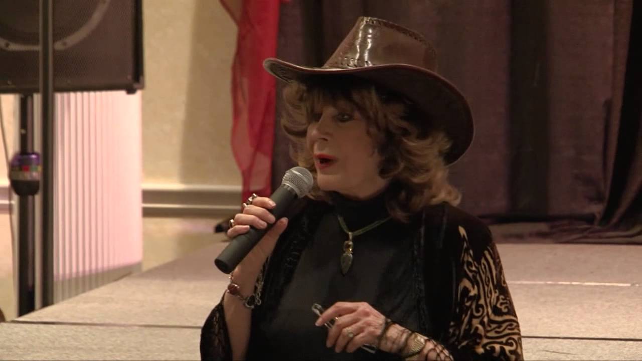 Belly Dancer of the Universe 2011 Tonya and John Bilezikjian sing - YouTube