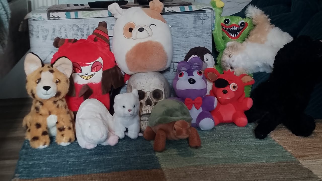 Plushies At Christmas Season 1 Episode 4: Memores That left to rot ...