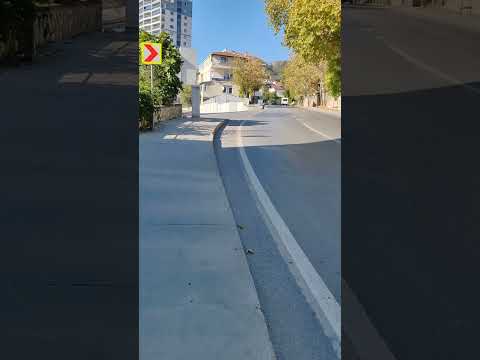 Hayat, gidilen yol gibidir. Hep ileri gidilen ve dönüşü olmayan bir yol. Uzun ve ince bir yol