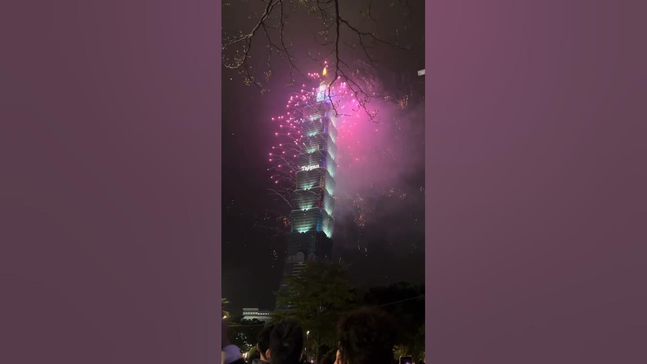 TAIPEI 101 FIREWORKS DISPLAY(1/1/2024) - YouTube