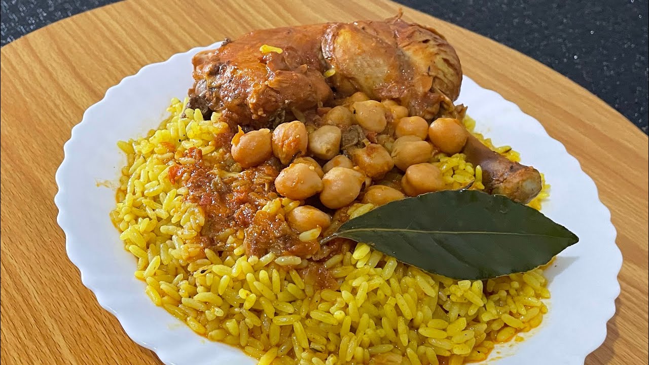 أرز بالدجاج 🥘🇩🇿 poulet au riz - YouTube
