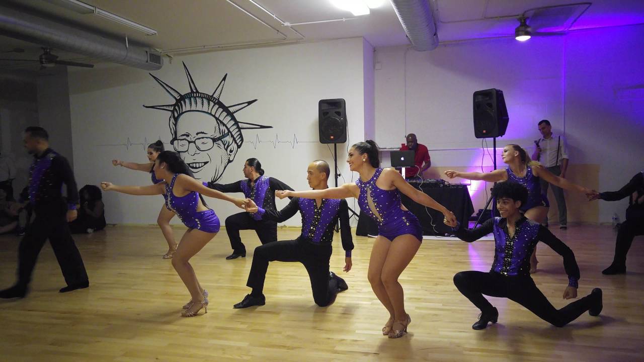 Alma Chicago Semi-Pro - YouTube