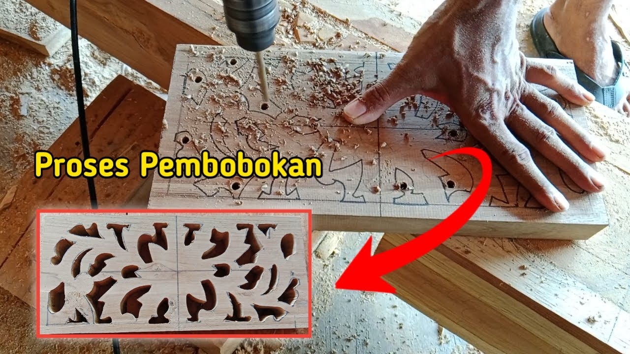 Pembobokan Kayu Sebelum Di Ukir - YouTube