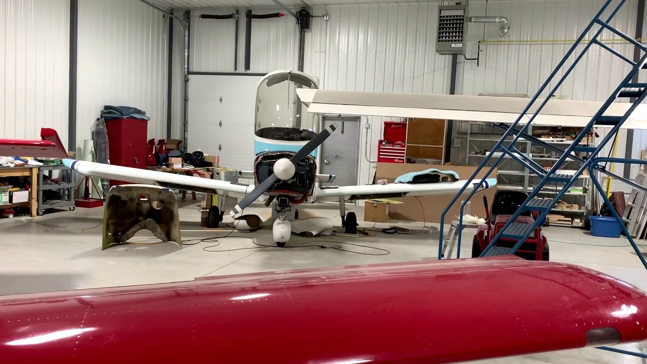 Zenith CH 250 C FRSH Landing Lights (Wing Wag mode) - YouTube