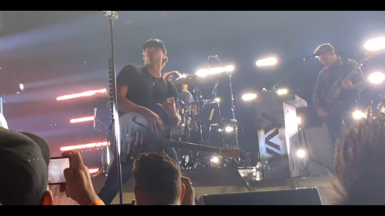 Angels & Airwaves Overload (Live) Austin, TX 2019 - YouTube