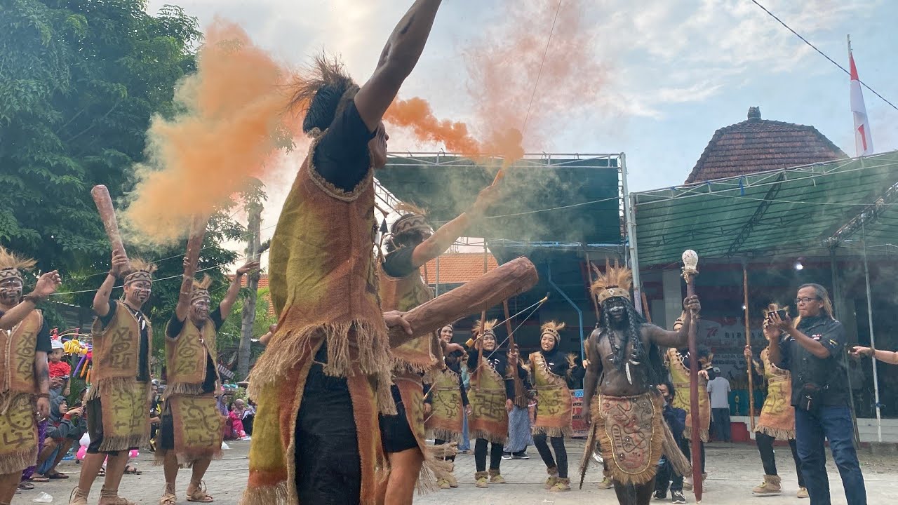 Karnaval Suku Primitif RT 02 - Karnaval Unik Terbaru - YouTube