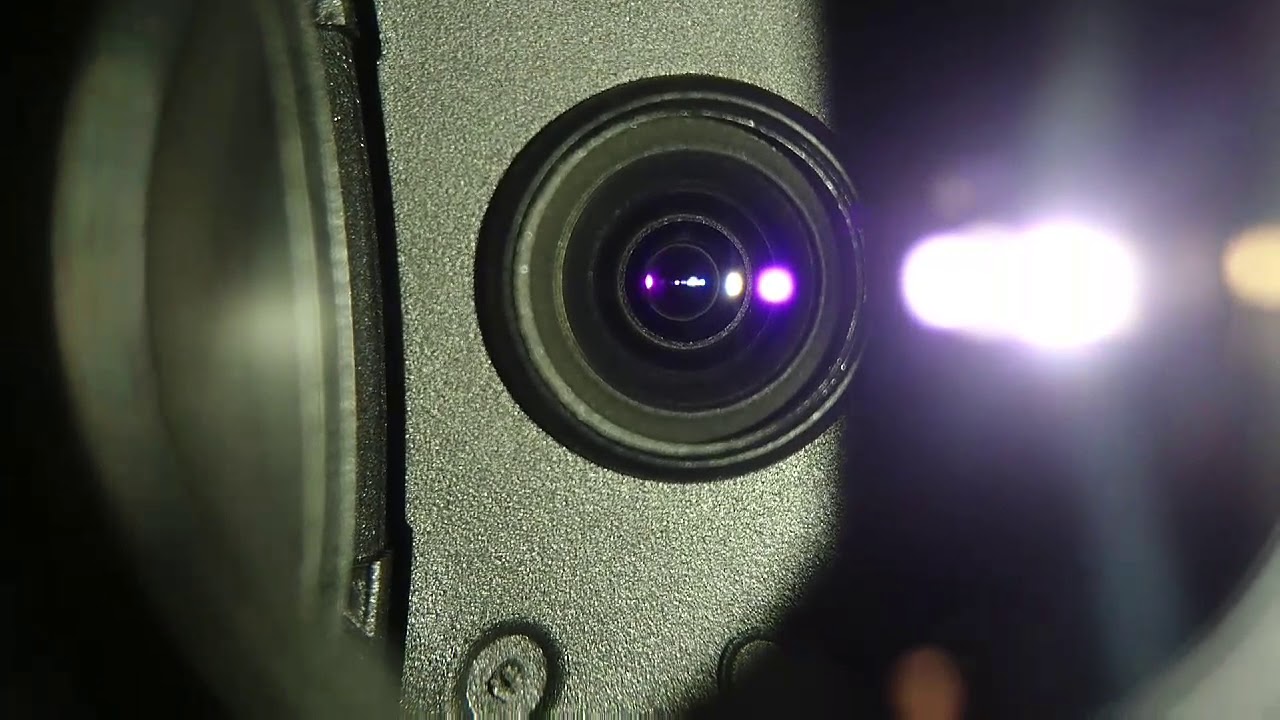 How Auto Focus Work in JVC Everio - YouTube