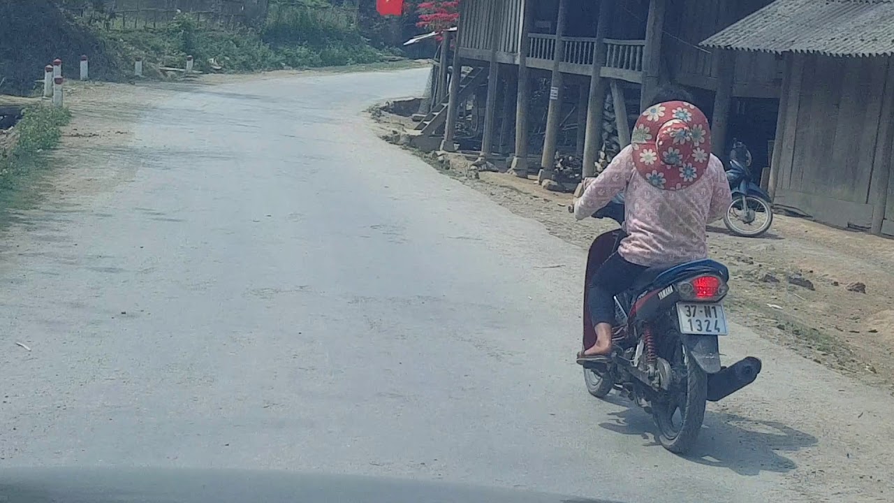 Km390+00 Km390+500 - YouTube