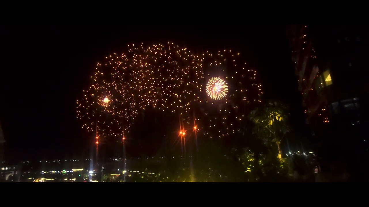 Fireworks display by France. - YouTube