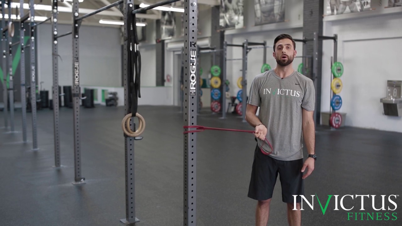 Shoulder Rehab and Prehab with Bands - YouTube