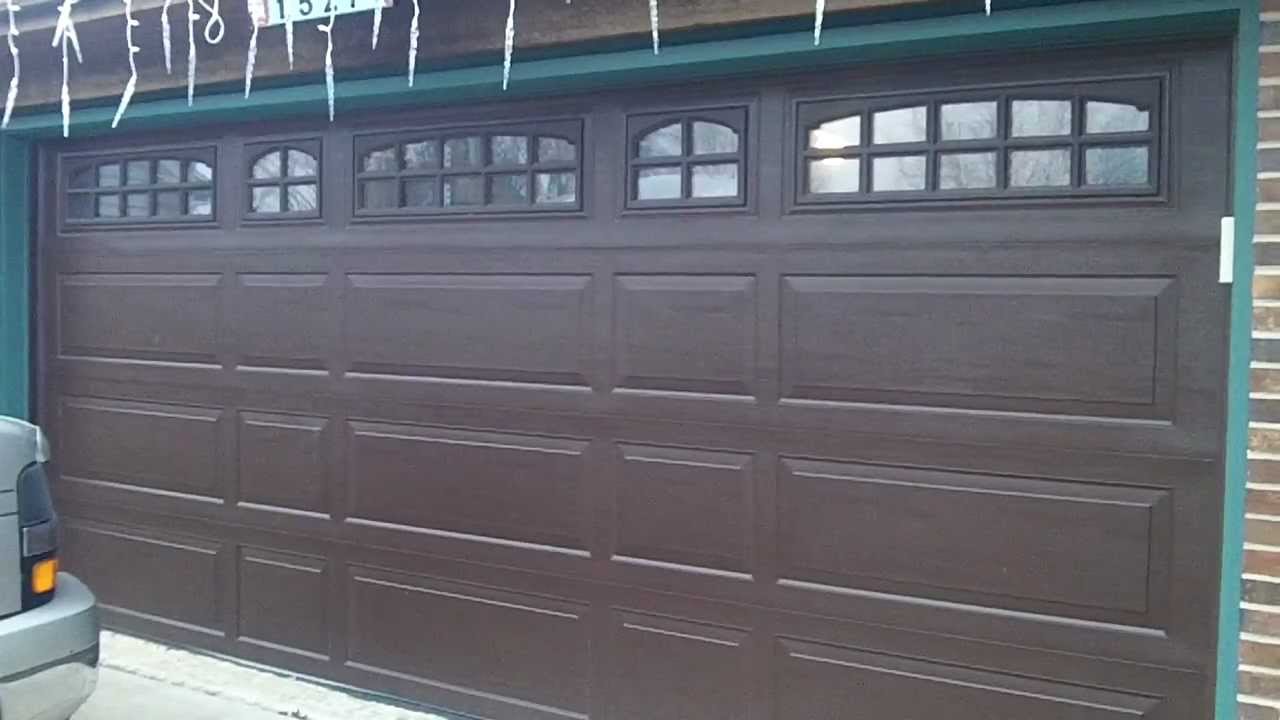 A Raynor Brookview Garage Door in Darien,IL * the review * - YouTube