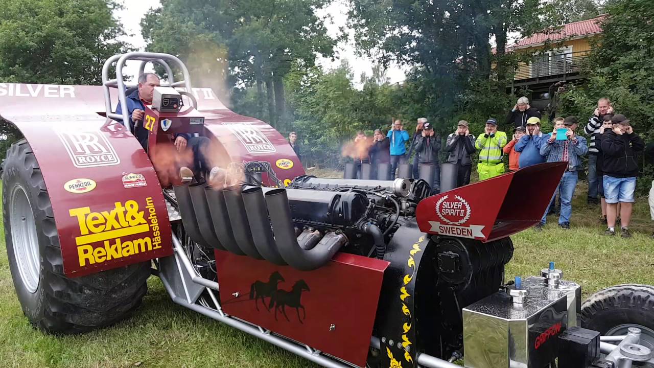 RR Griffon V12 at Karl-Gustav motorfest - YouTube