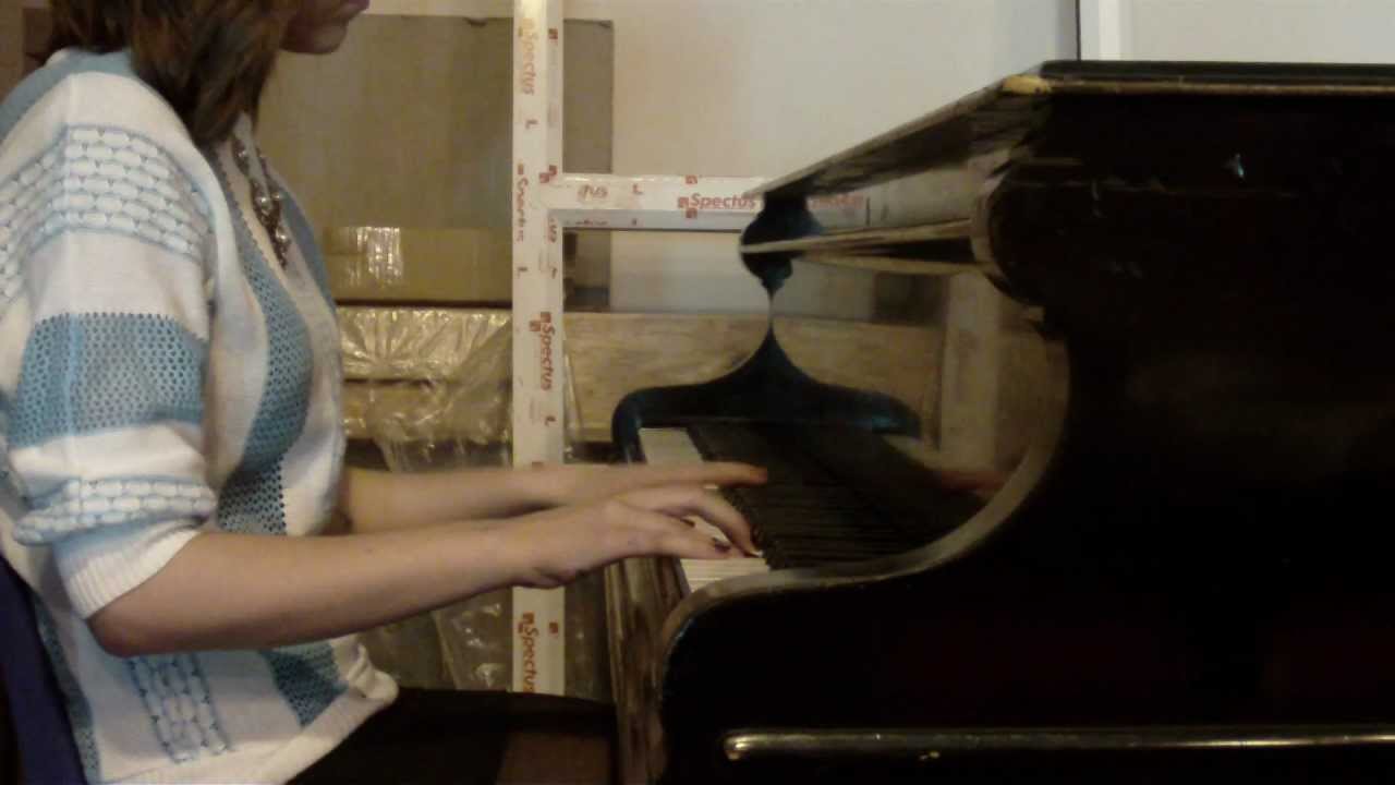 Alice Practice - Crystal Castles (Piano Cover) - YouTube