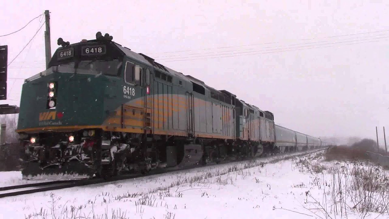 VIA Rail Train 14 - "The Ocean" at Moncton, NB during a Snowstorm ...