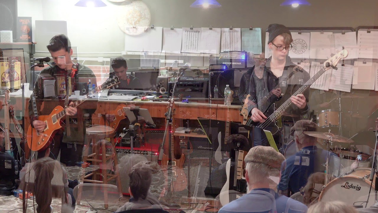 Justin Performing Highway Tune Main Street Music and Art Studio - YouTube