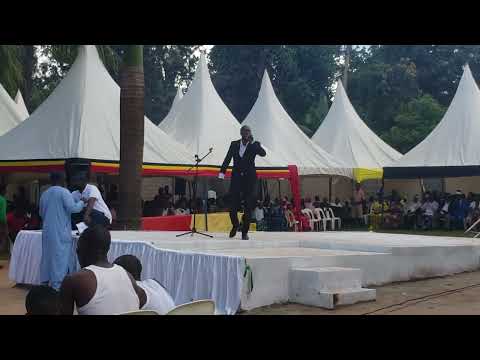 Joseph Ngooma akyamudde abe Busoga Minister Kasolo nasituka! - YouTube