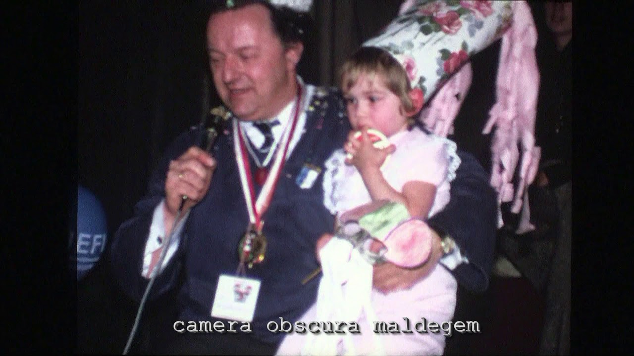 4369 Nonkel Bob kindercarnaval Maldegem 1972 (film super8)./S8-FPNB ...