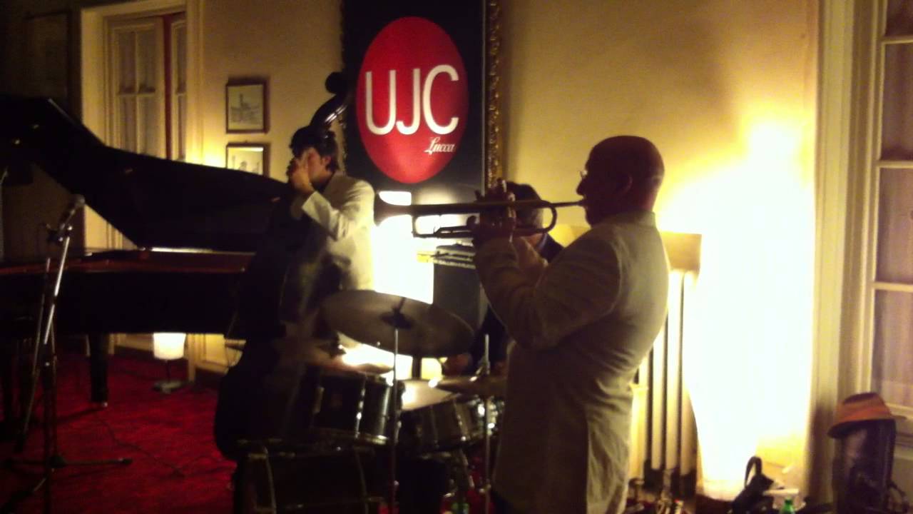 Tom Kirkpatrick @ Universo Jazz Club - YouTube