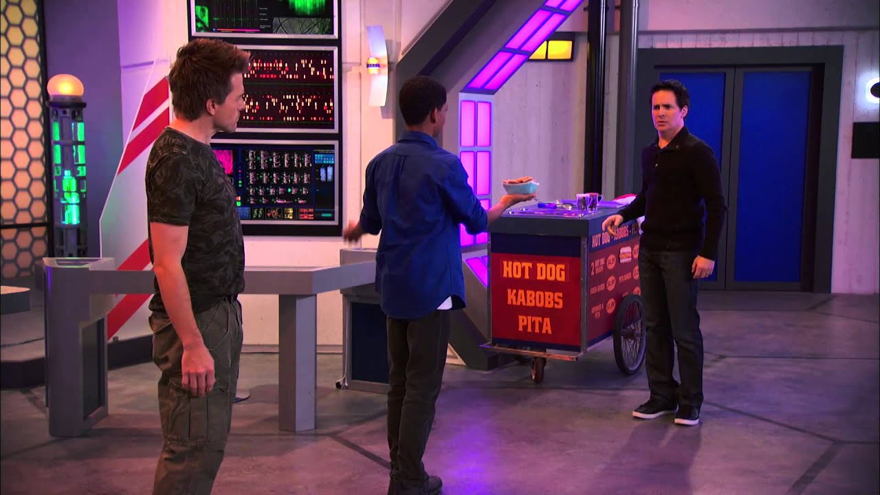 Lab Rats | Snelheidsproblemen | Disney Channel BE - YouTube
