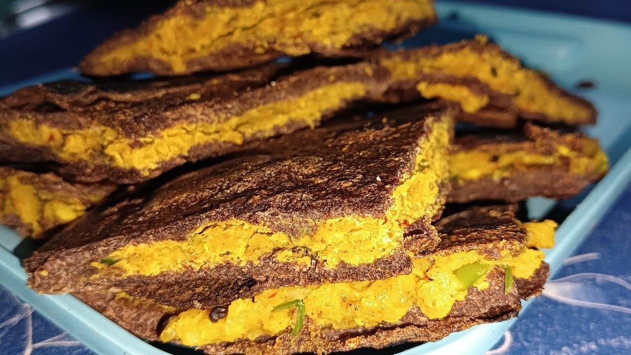 मडुआ/ रागी की भरवां रोटी रेसिपी 2 तरिके से // ragi chapati easy recipe ...