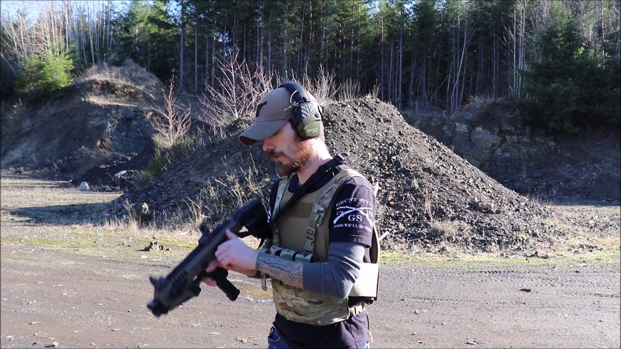 Urban Tactical Gear: PCC Chest Rig GRID BeezCombatSystems - YouTube