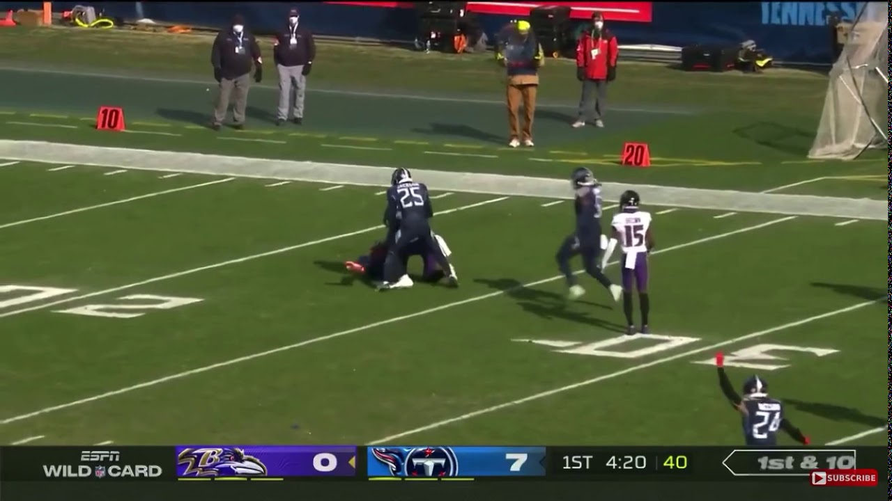 Lamar Jackson throws easy interception - YouTube