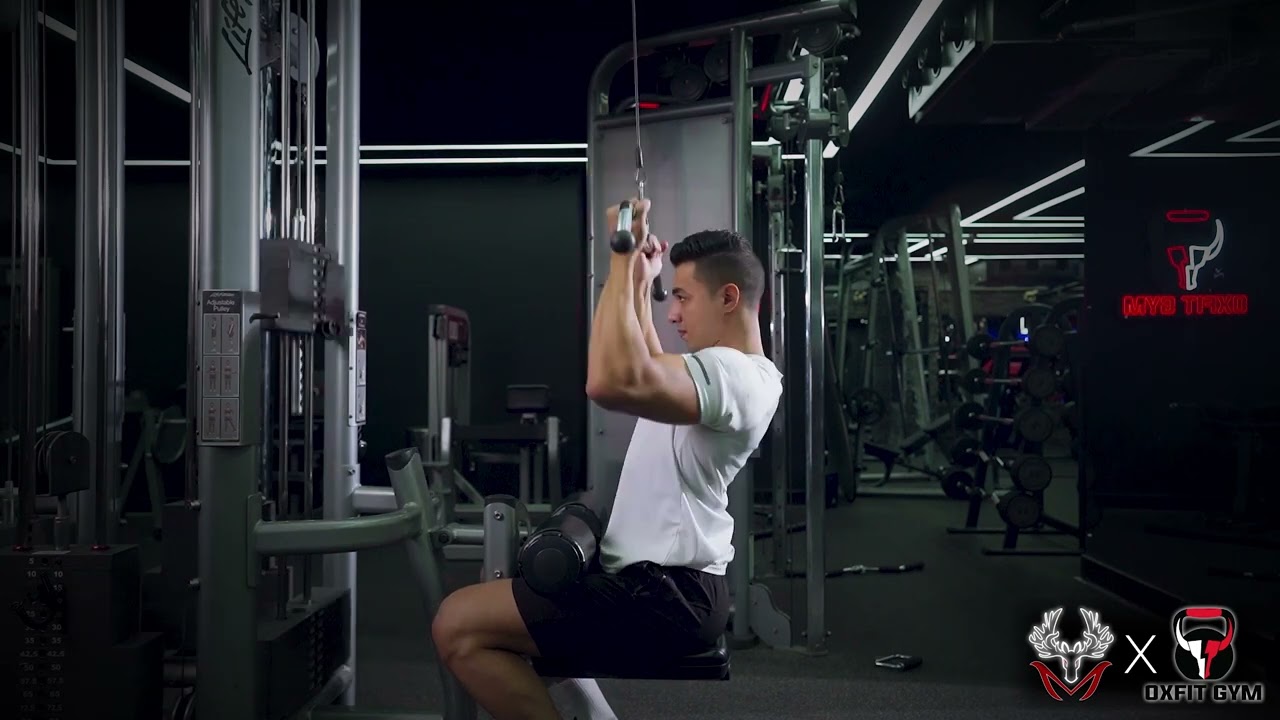 Reverse Grip Lat Pulldowns - YouTube