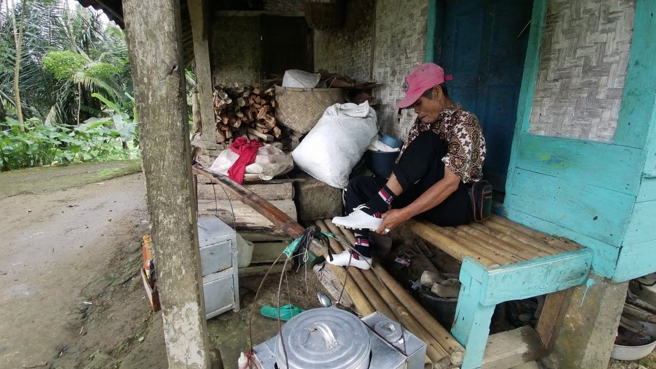 Kampung Yang Indah Suasana Pagi Di Cihurip Garut Selatan Sembari