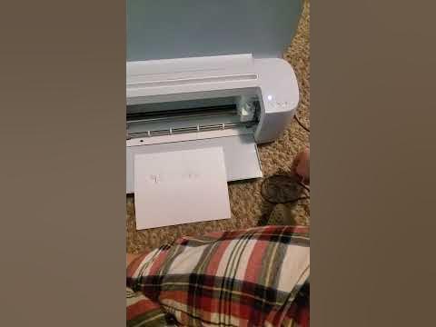 cricut maker 3 flashing red and white light - YouTube