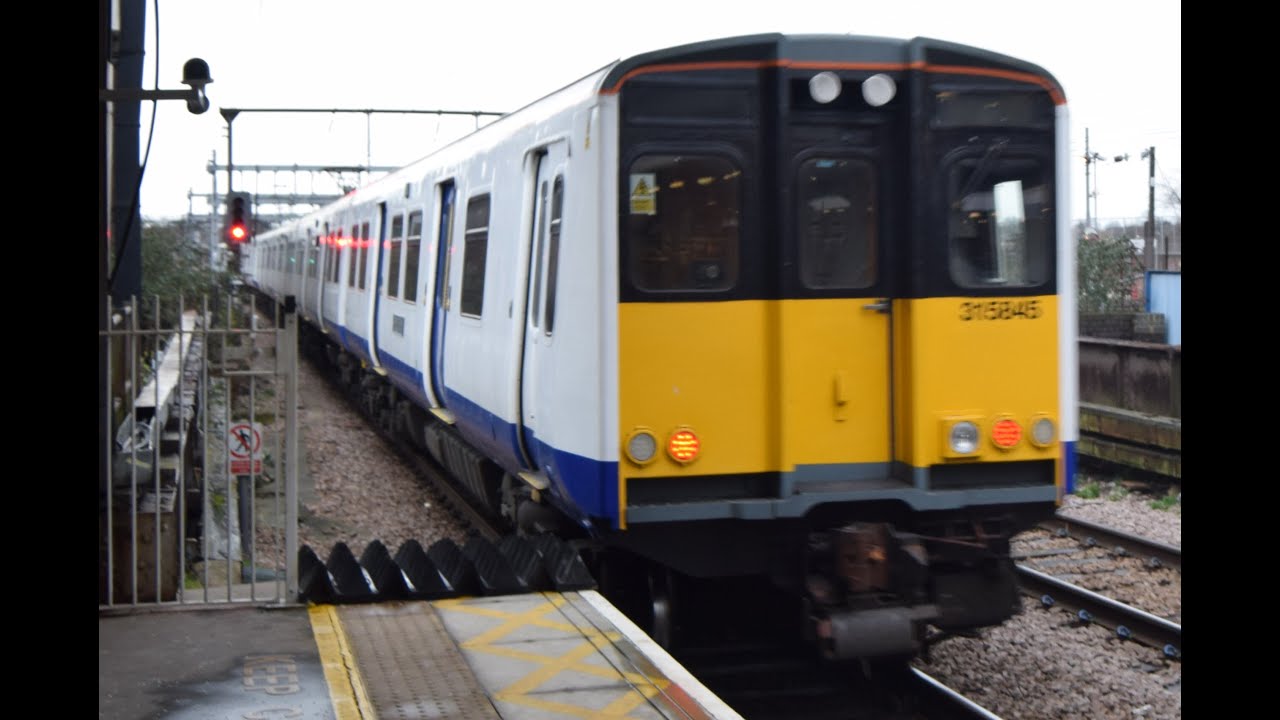 LEGEND TFL Rail Driver at Romford with Mega Tones 30/1/16 - YouTube