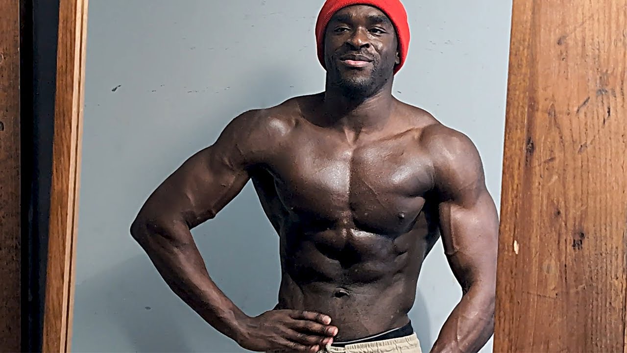 Drhawhaw Muscle Pump Flexing - YouTube