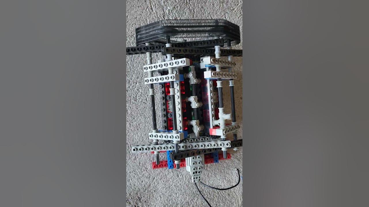 Lego Technics V6 engine driven with Lego 6V electric motor ...