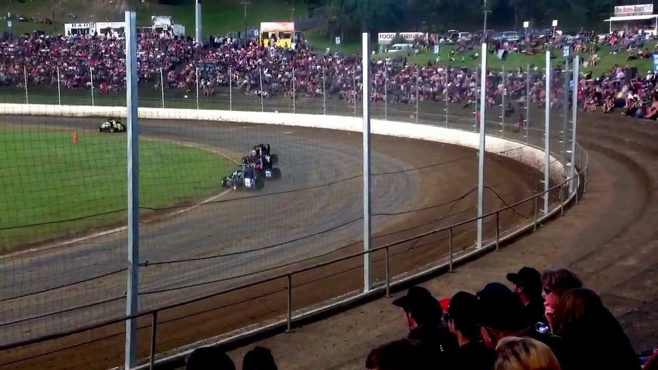 2013 western springs speedway nz midgets - YouTube