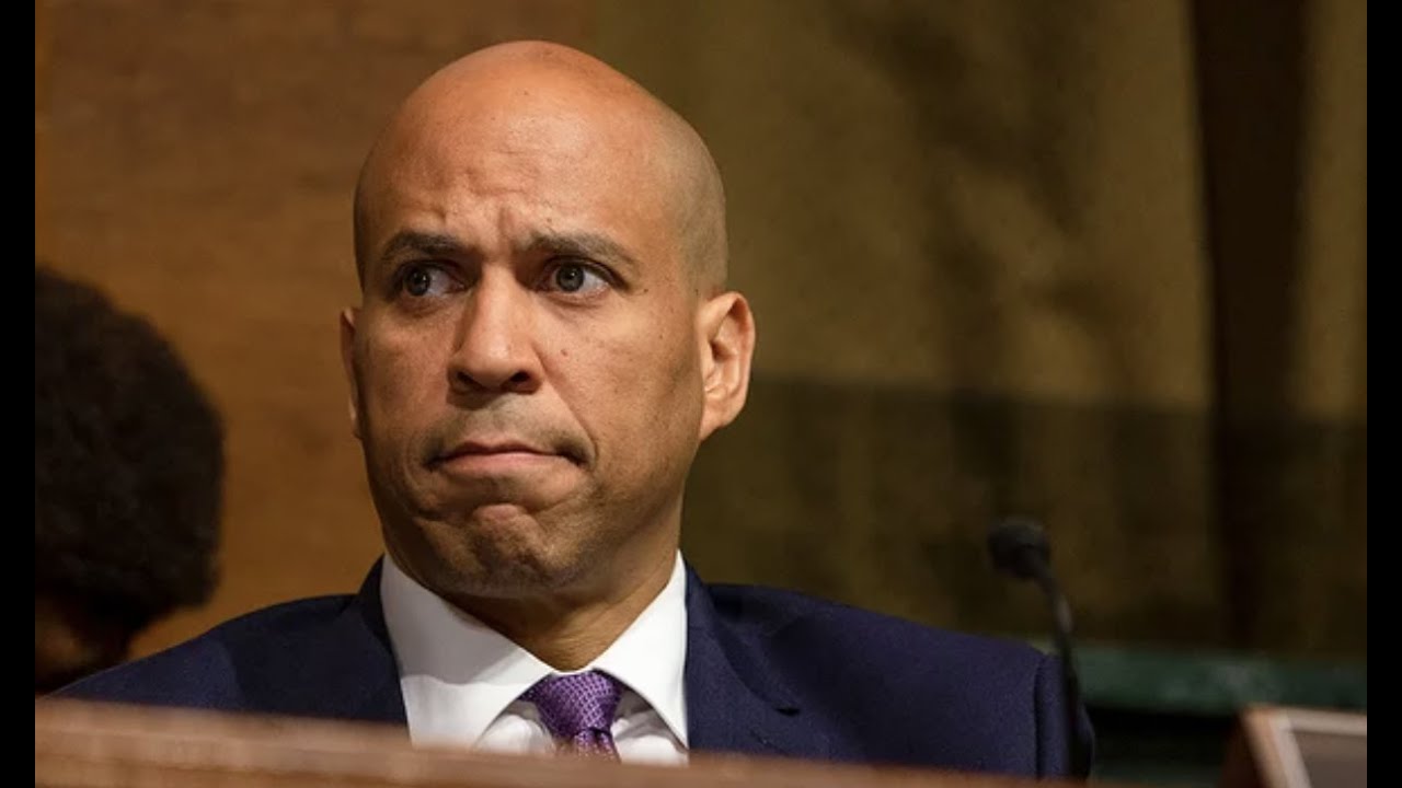 Cory Booker GRILLS Amy Coney Barrett - YouTube