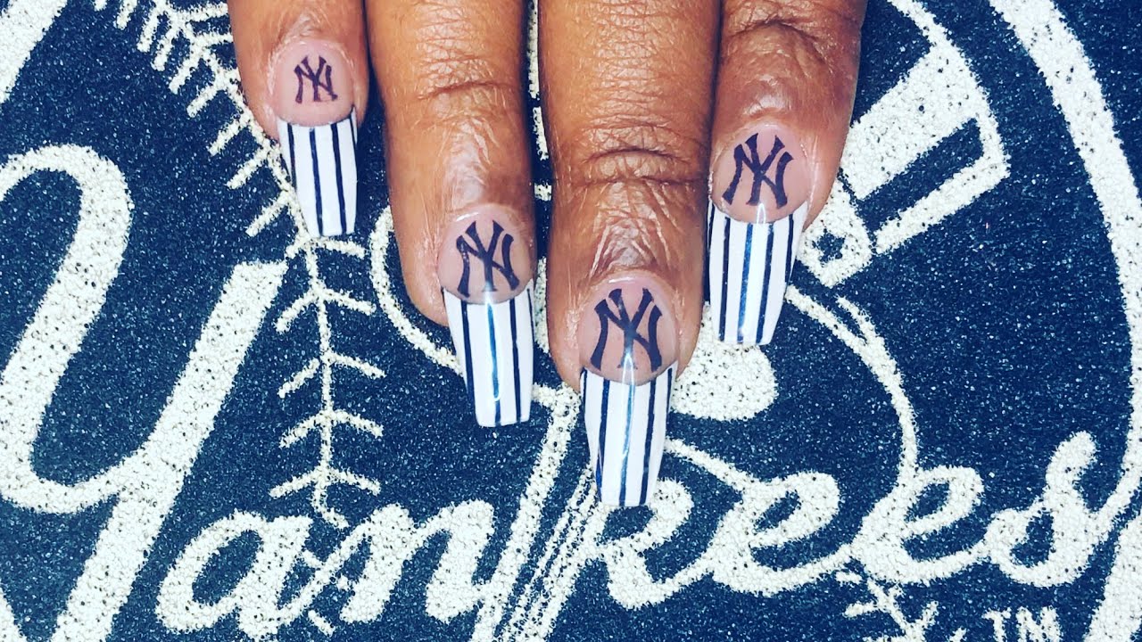 New York Yankees Pinstripes Acrylic Nails [Watch Me Work] - YouTube