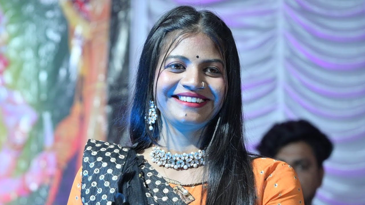 Urvi Rathva - Garba Ni Moj ll - YouTube