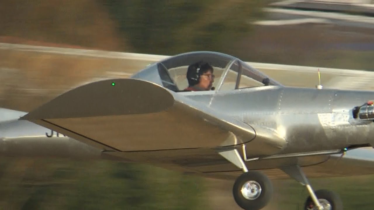 First flight , Landing Ultra cruiser JS ウルトラクルーザー - YouTube